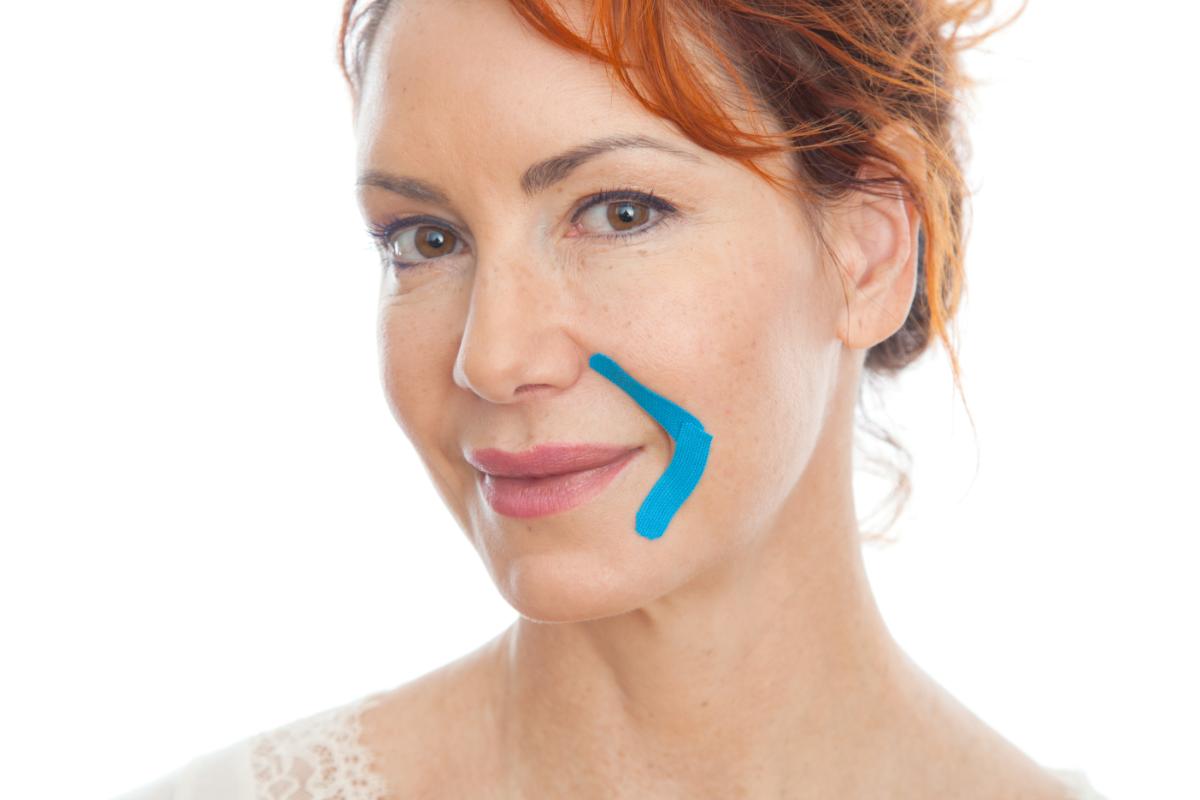 Taping estetyczny – na czym polega i jak wykonać go samodzielnie ...